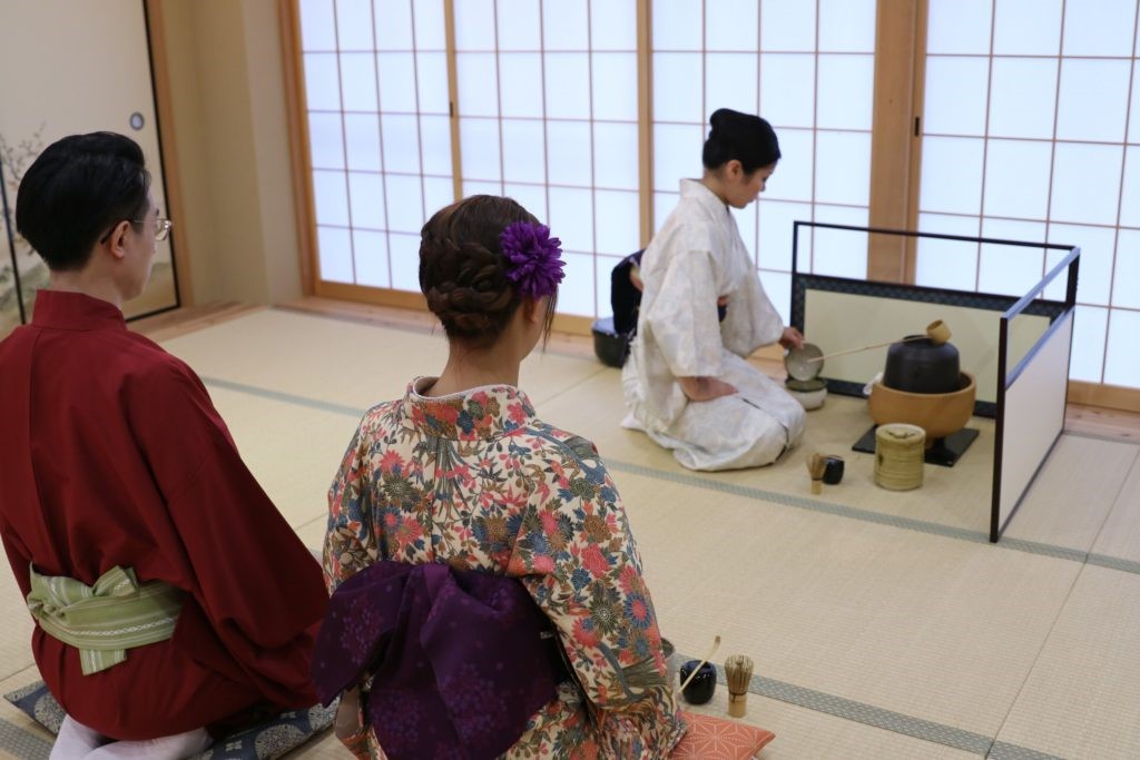 A Deep Dive into Japanese Tea Ceremony: An Intersection of Art and ...